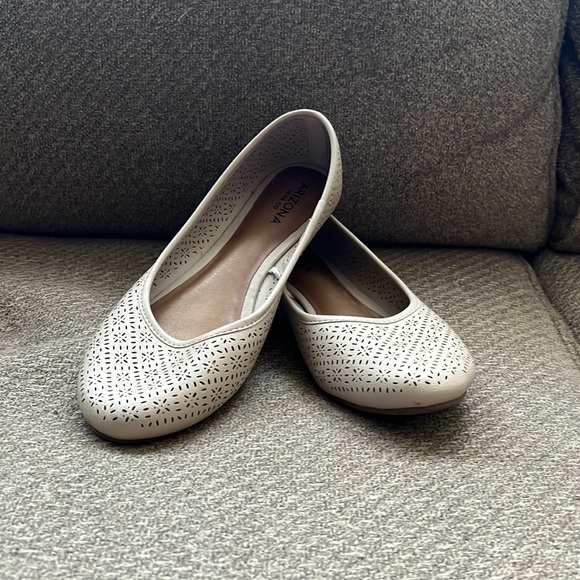 Arizona Jean Company | Shoes | Arizona Jean Co Flats | Poshmark